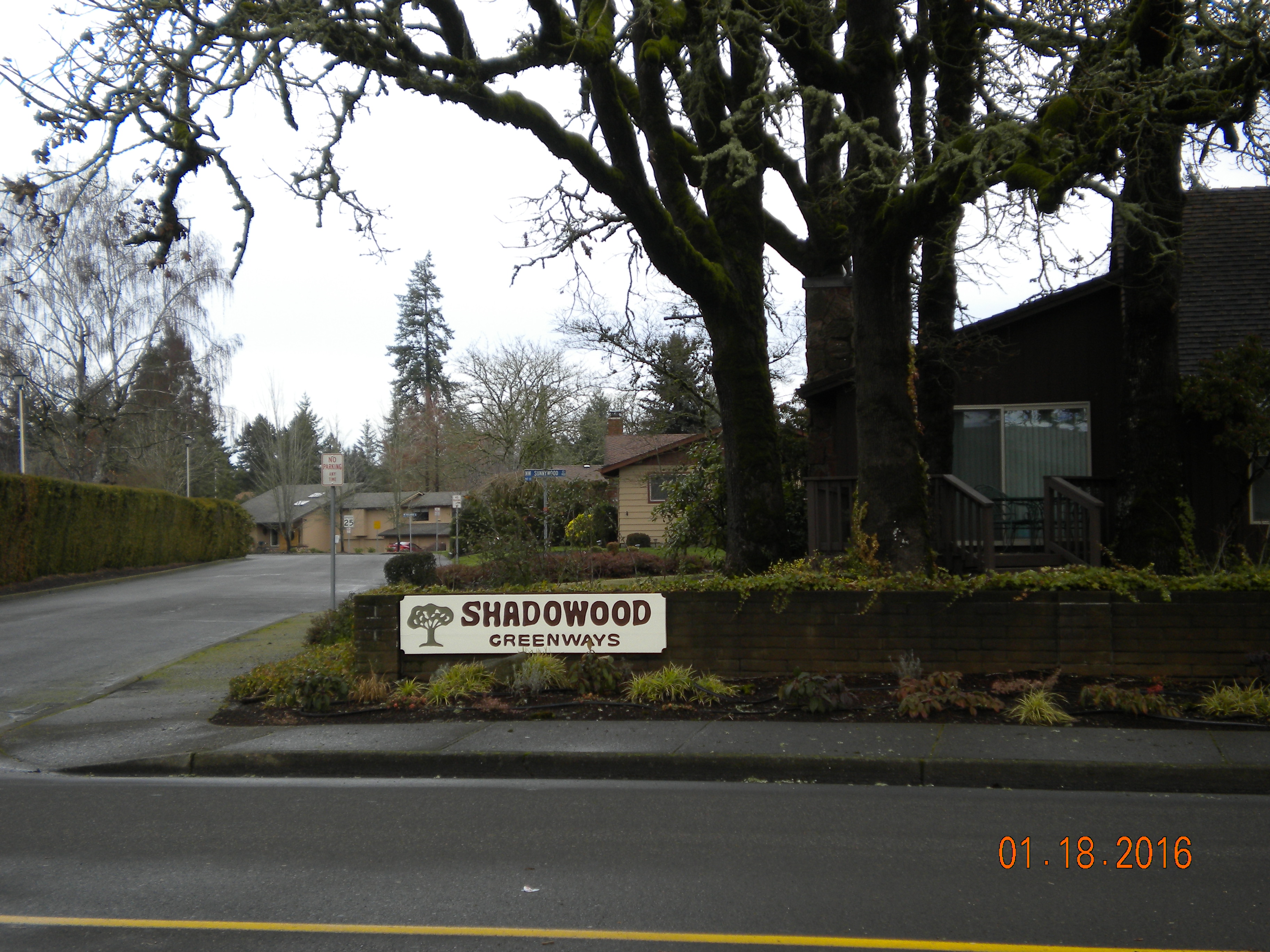 Wallace Street Entrance – Shadowood Greenways
